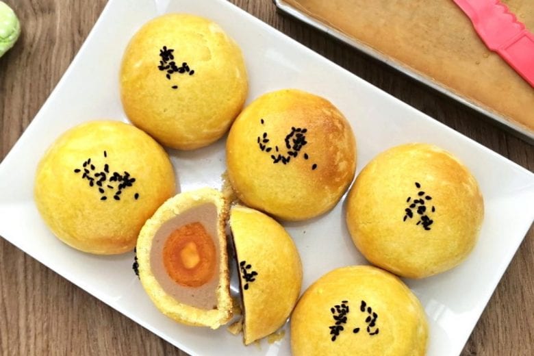 Different Types of Mooncakes Malaysia | Mooncake Recipe