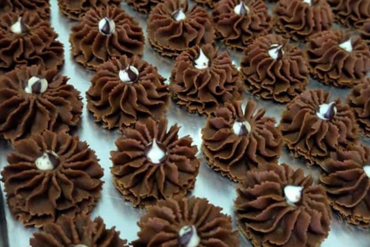 Buttery and Pretty | Types of Semperit and Recipes