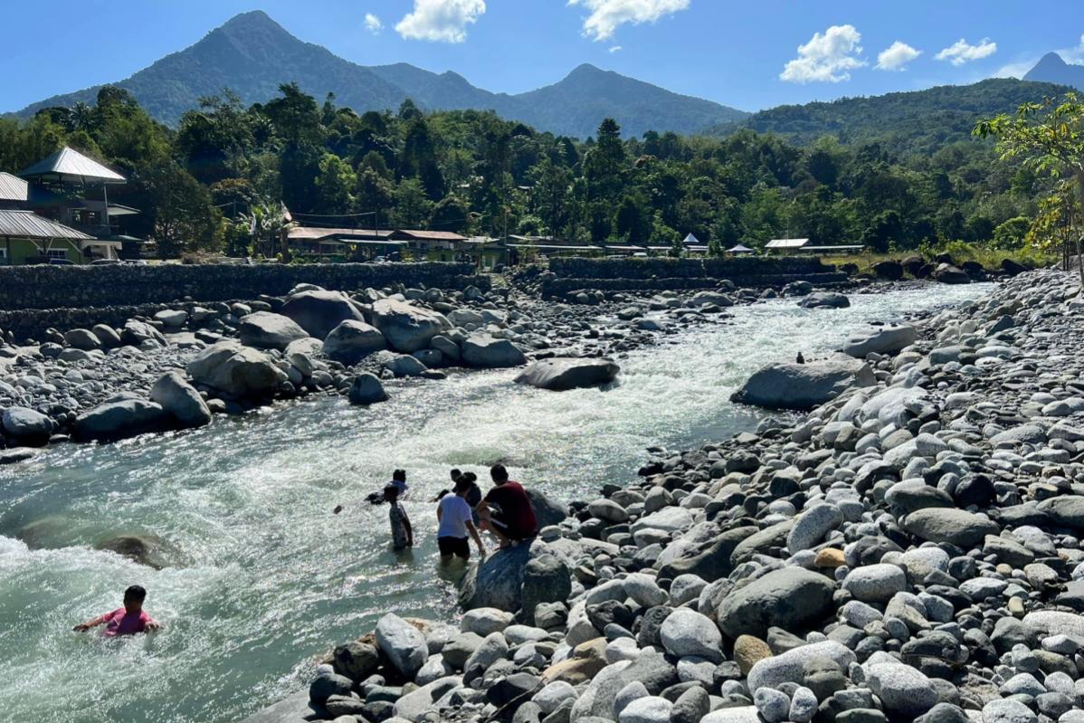 10 Tapak Perkhemahan Terbaik di Malaysia 2025 | Menarik & Best