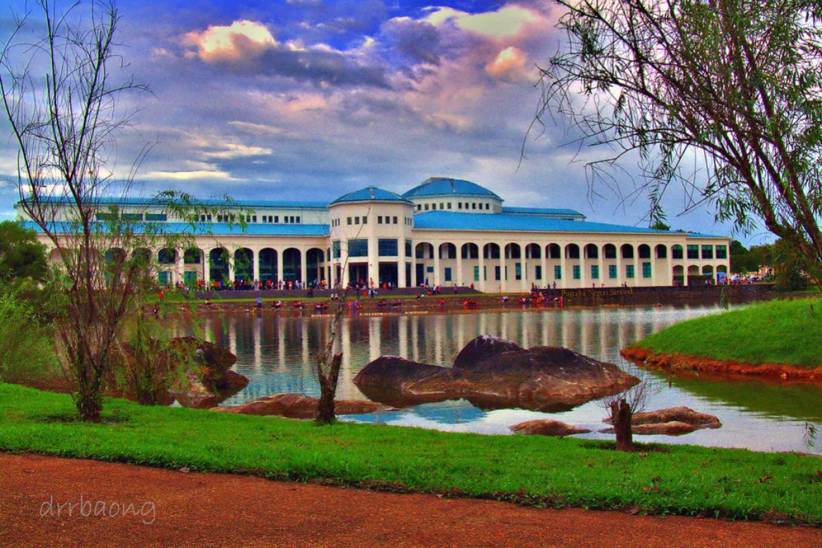 Top 8 Best Libraries You Should Go in Malaysia 2025