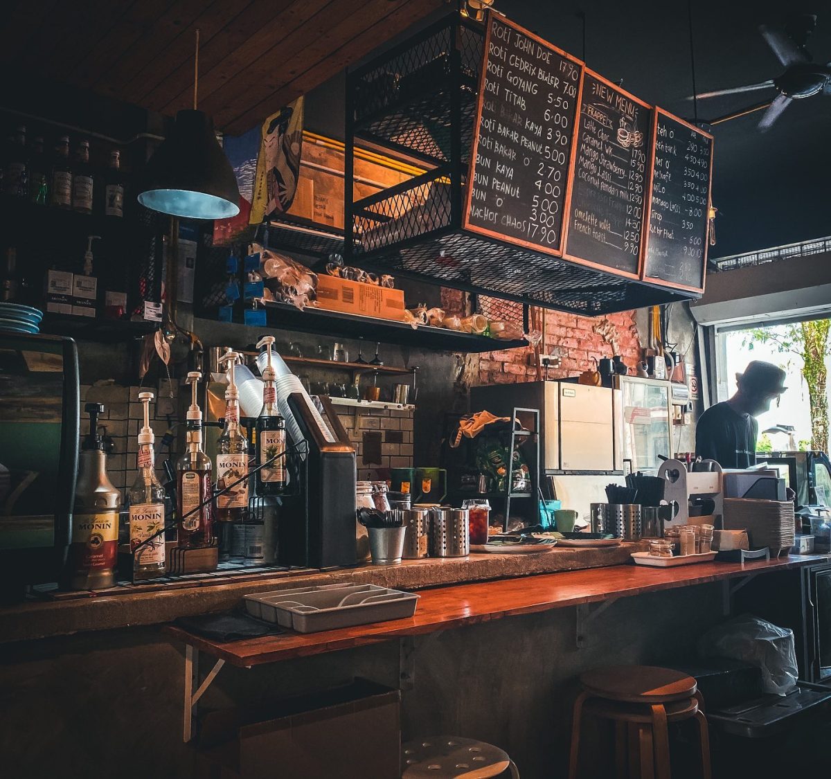 16 Kafe Terbaik di Kuantan 2025 | Temui Kafe Kegemaran Anda!