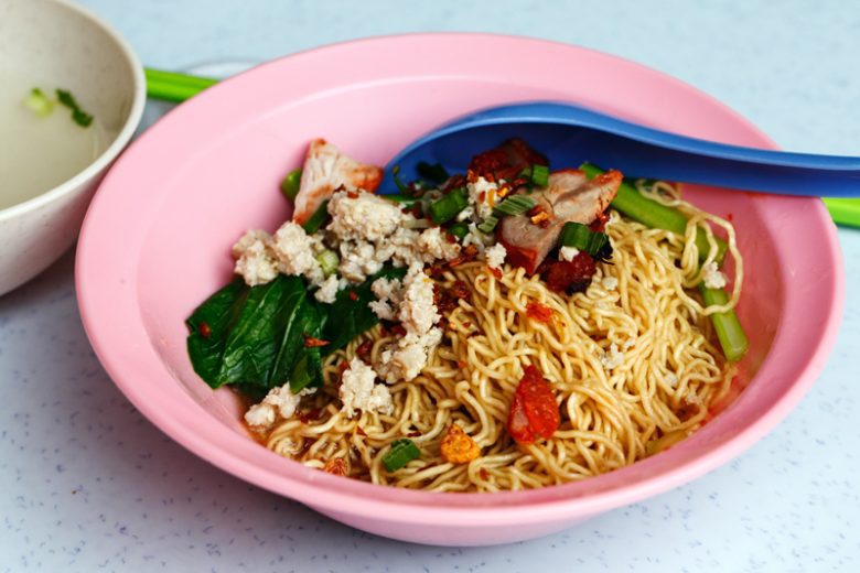 10 Mi Kolo Sarawak Terbaik di KL & Selangor 2025 | Sedap & Unik