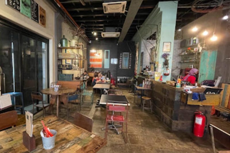 10 Restoran Nyonya Terbaik di KL & Selangor 2025 | Viral