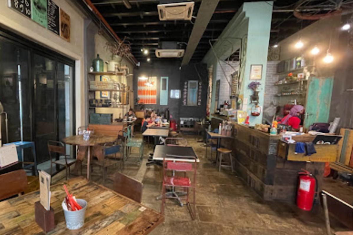 10 Restoran Nyonya Terbaik di KL & Selangor 2025 | Viral