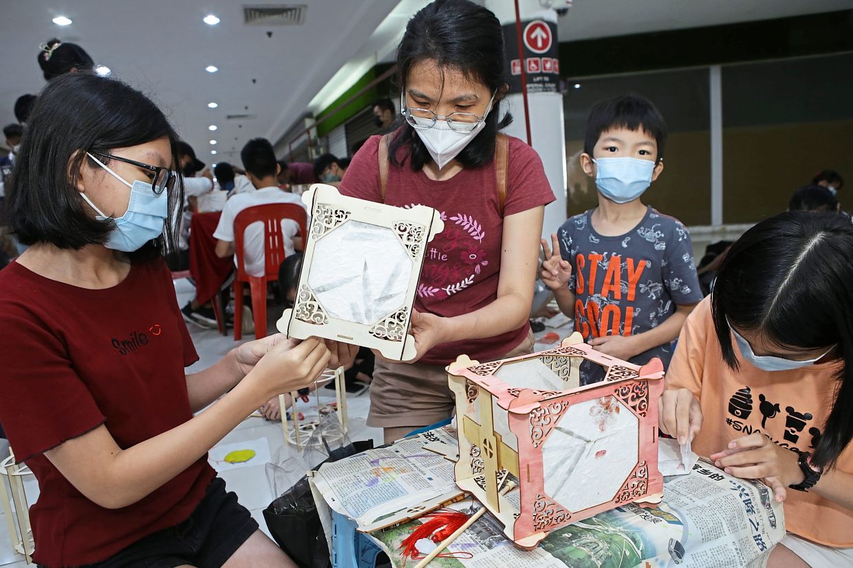 10 Best Places To Visit in Malaysia During The Mooncake Festival 2023