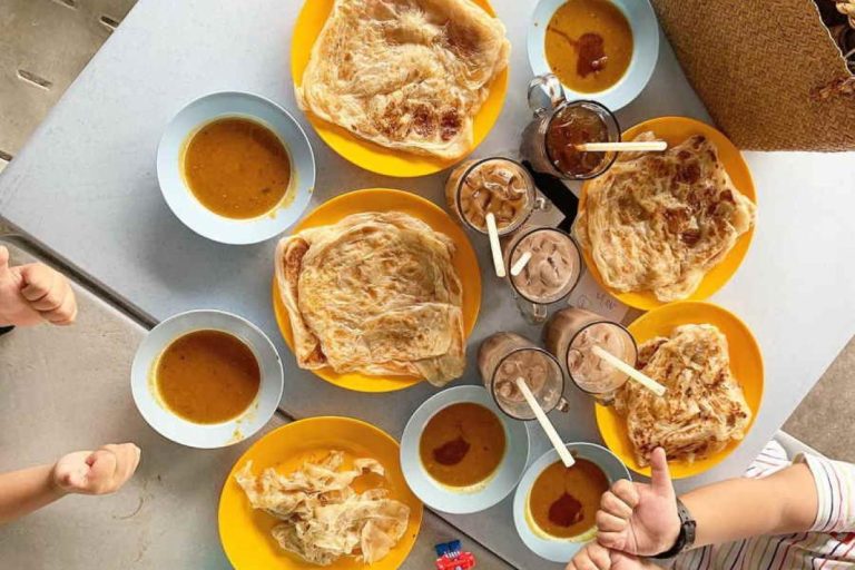 8 Roti Canai Terbaik di Ipoh 2025 | Sedap