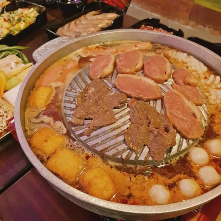 Top 10 Best Steamboat Restaurants In Sarawak 2025 | Delicious!