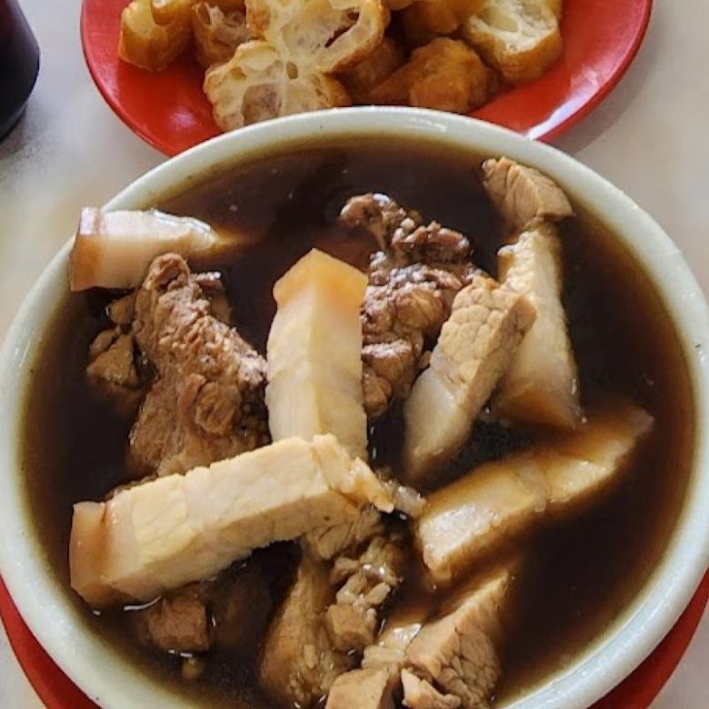 10 Kedai Bak Kut Teh Terbaik Di Sabah 2025 | Best