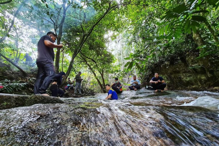 10 Tapak Perkhemahan Terbaik di Selangor 2025 | Terbaik & Best