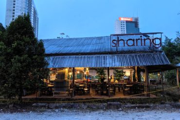 Top 10 Best Western Foods in Kuching 2023 | Can't