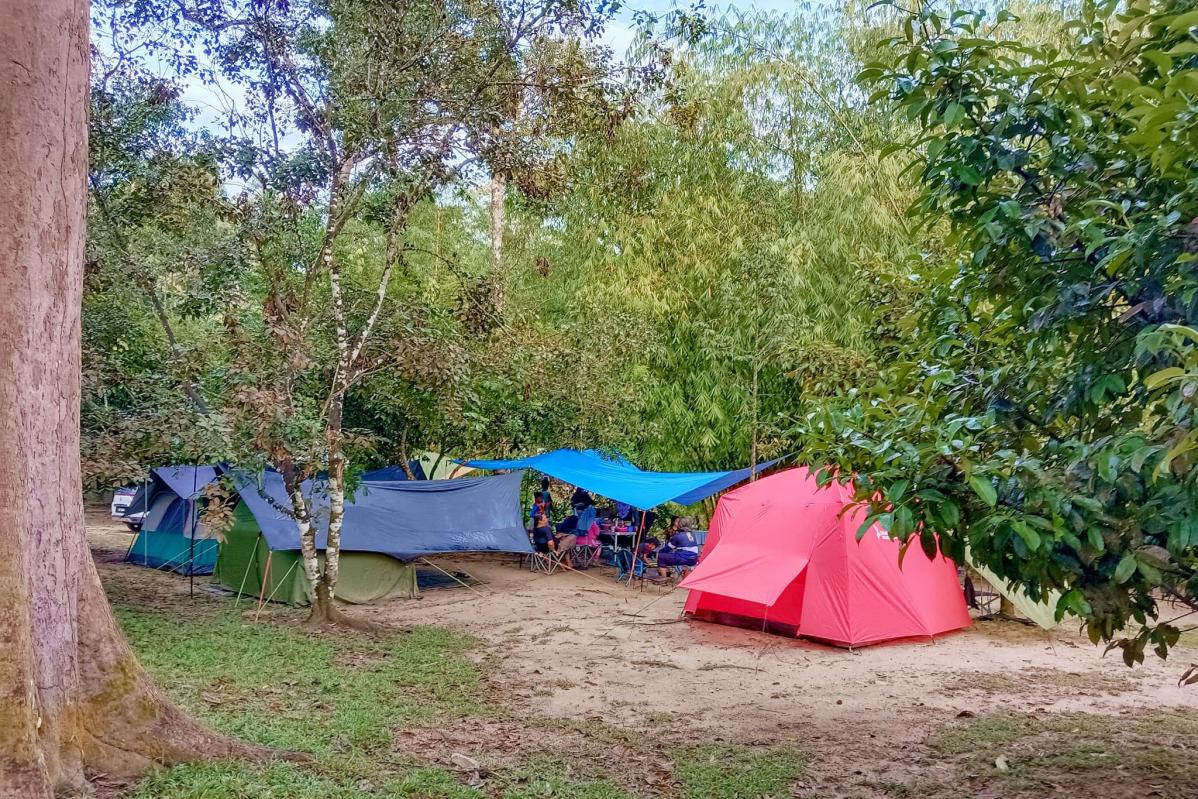 10 Tapak Perkhemahan Terbaik di Selangor 2023 | Terbaik & Best