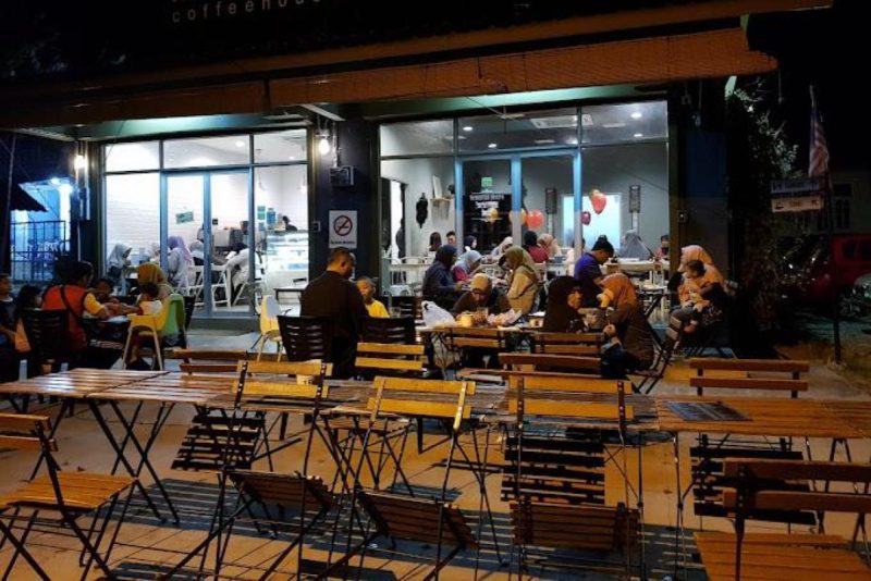 Top 10 Best Dessert Spots in Perlis 2025 | Tasty Treats