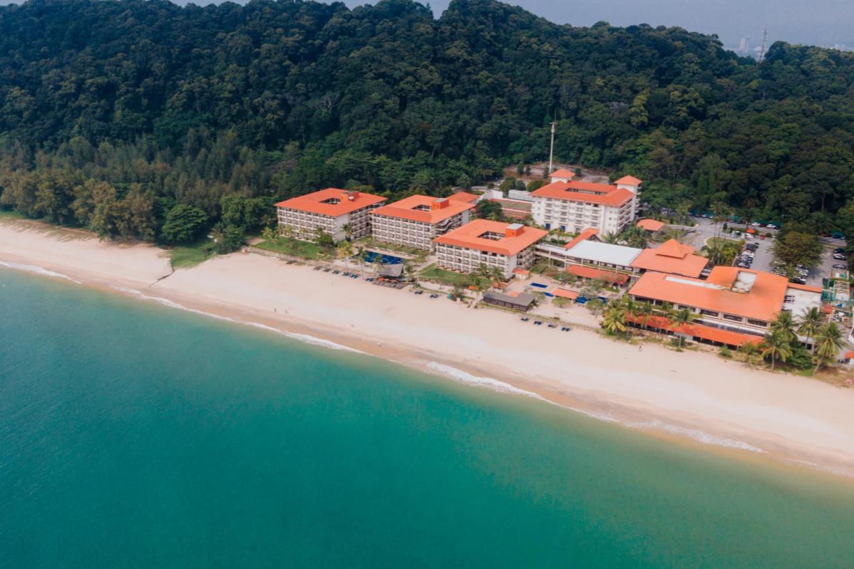 6 Resort Pantai Terbaik di Kuantan 2025 | Santai dan Selesa