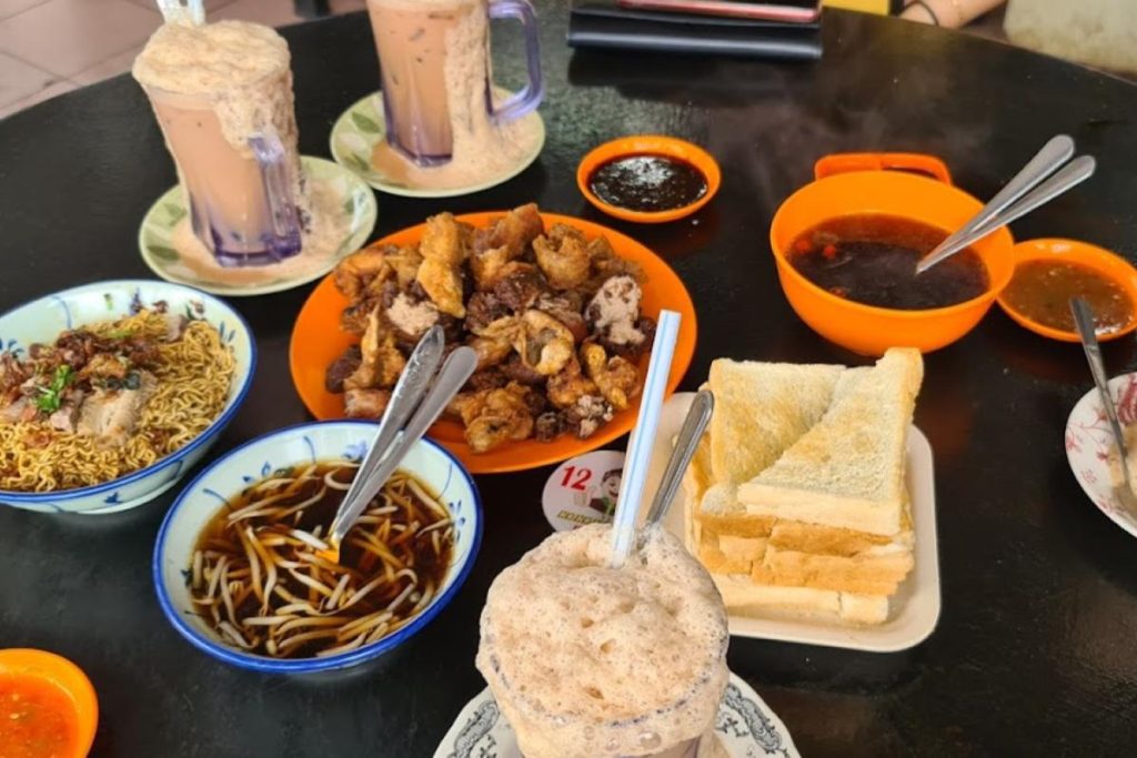 Top 10 Best Breakfast Restaurants in Kuching 2026 | Start Your Day Right