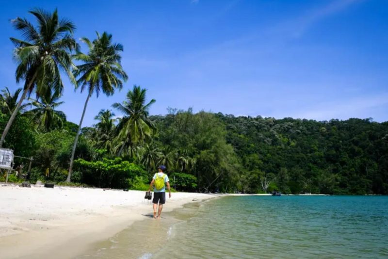 10 Pantai Terbaik di Pulau Pinang 2025