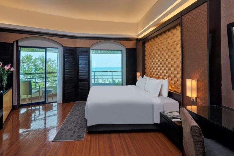Top 6 Best Beach Resorts in Kuantan 2026 | Holiday Time
