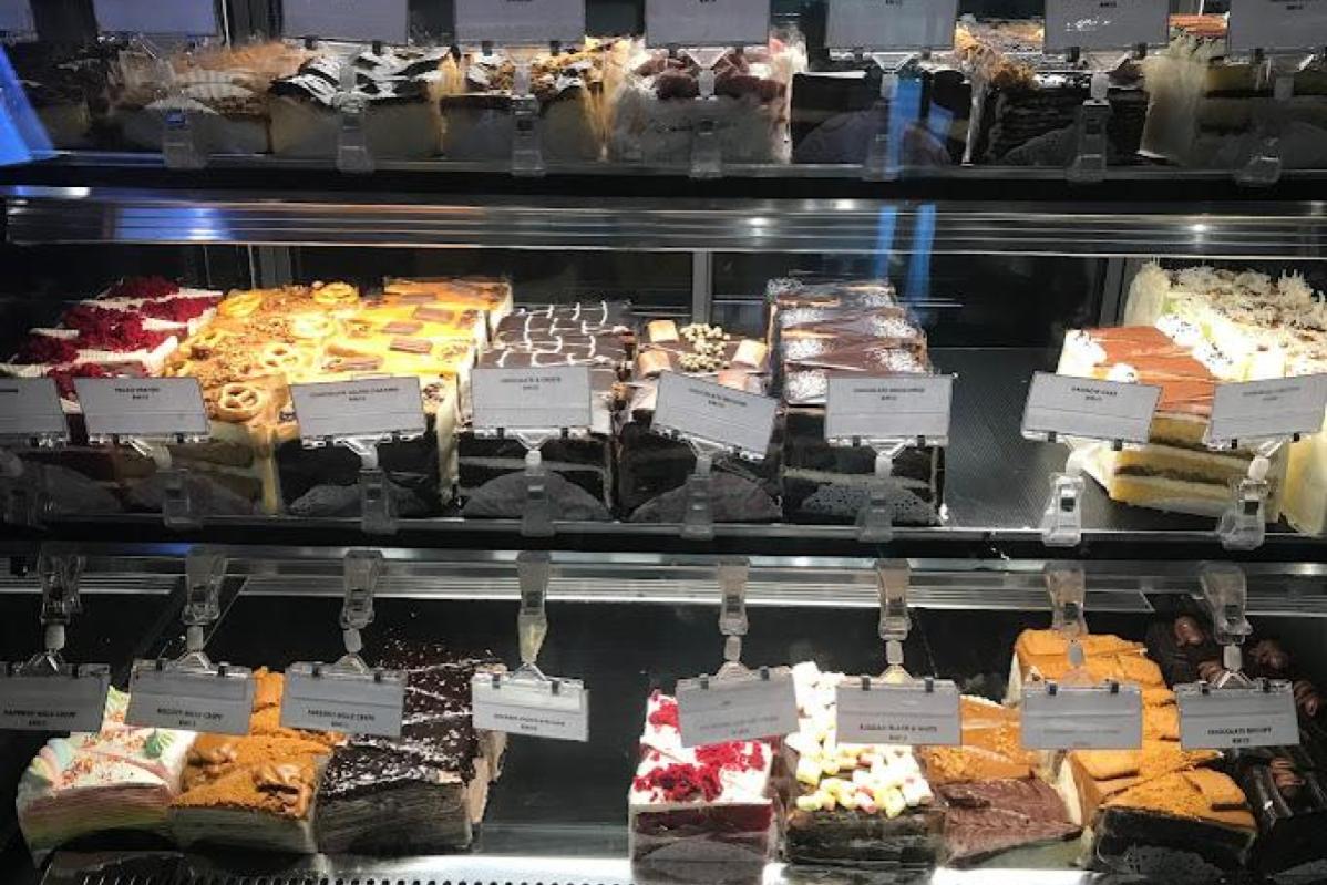 Top 10 Best Dessert Spots in Perlis 2025 | Tasty Treats