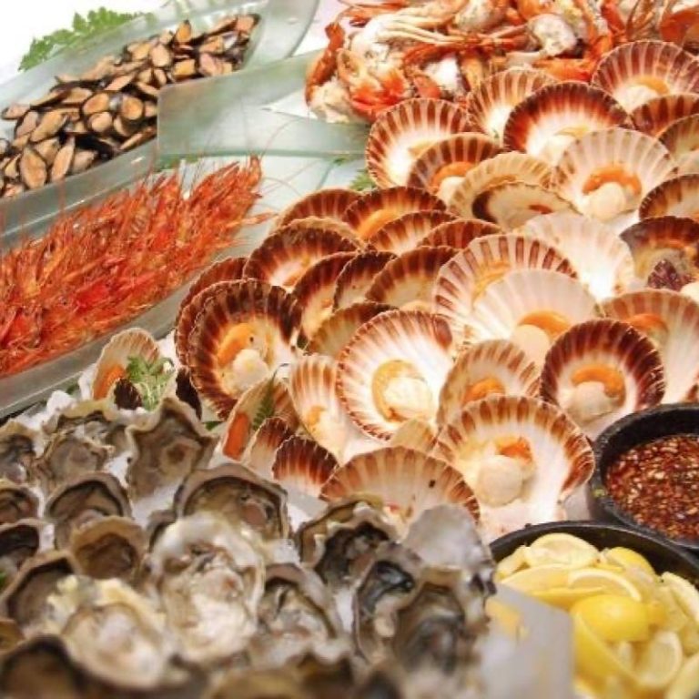 Top 10 Lunch Buffets in KL 2025 | Food Galore