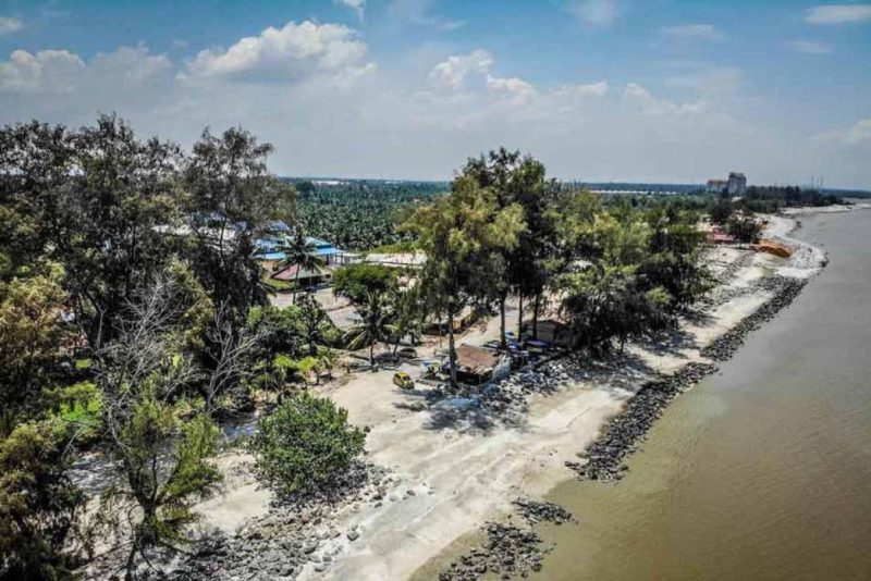 Top 10 Best Beaches Near Kuala Selangor 2025 | Visit Now