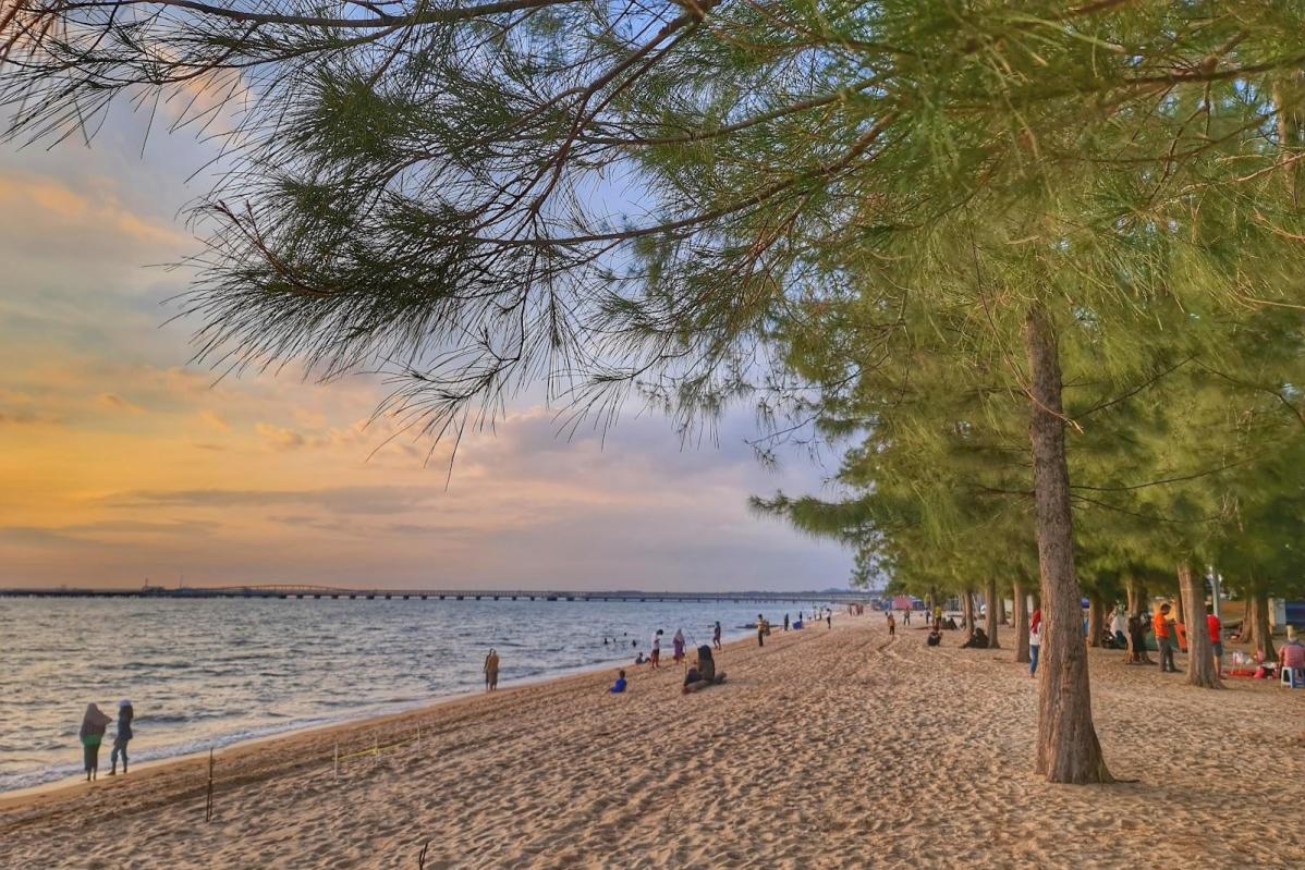 Top 10 Best Beaches in Melaka | 2025 Guide