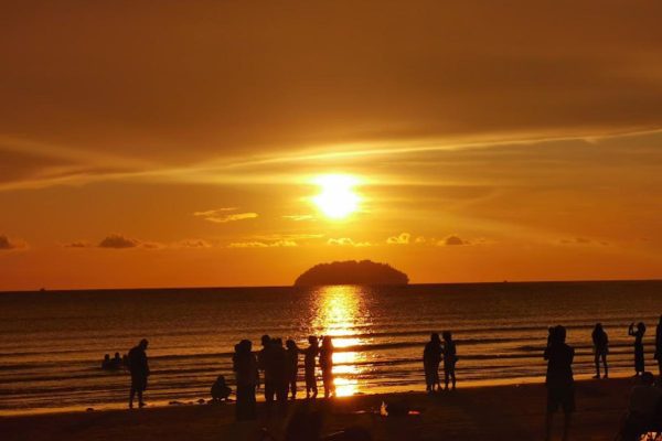 Top 10 Best Beaches in Sabah 2025 | Weekend Trip