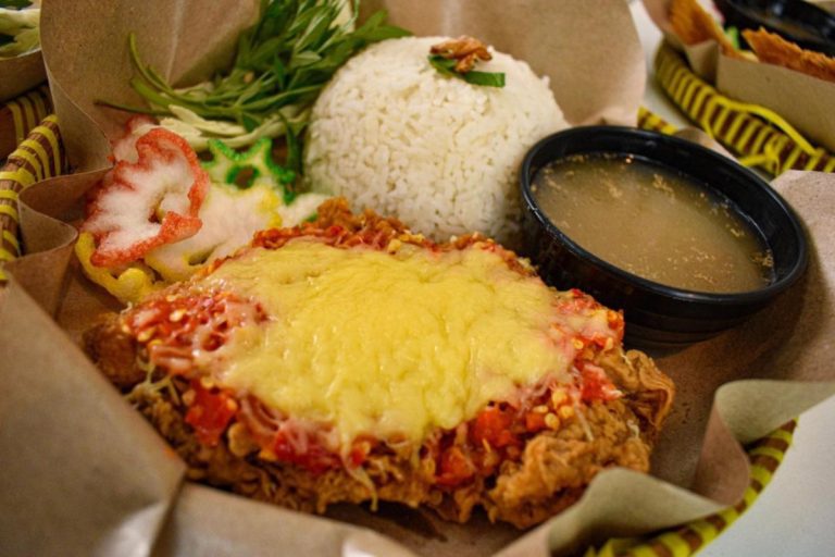 Top 5 Best Ayam Geprek in Johor 2025 | Spicy Indonesian Fried Chicken