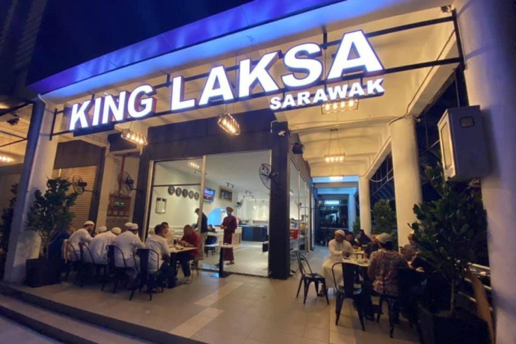 Top 10 Traditional Foods in Sarawak You Must Try | Recommended