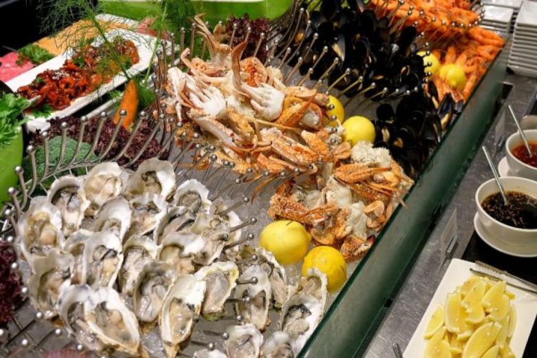 Top 10 Best Hotel Buffets in Penang 2026 | Foodie's Paradise