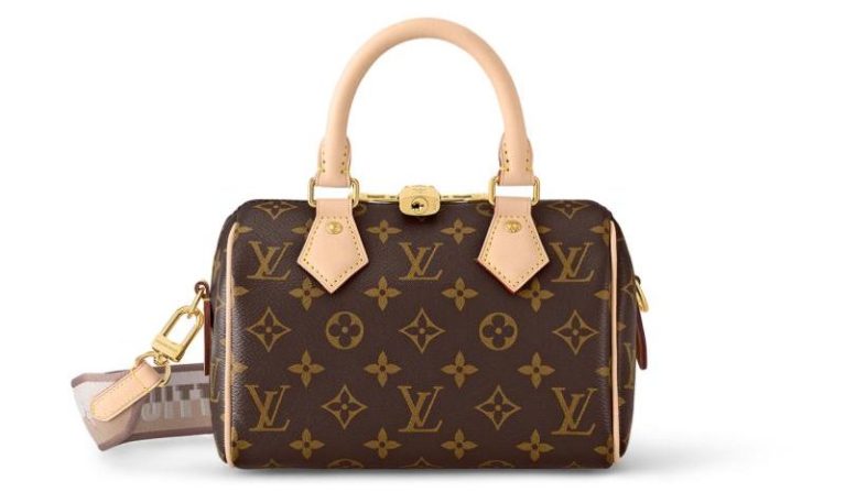 10 Beg Tangan Pereka Terbaik di Malaysia 2025 | Dikemas kini