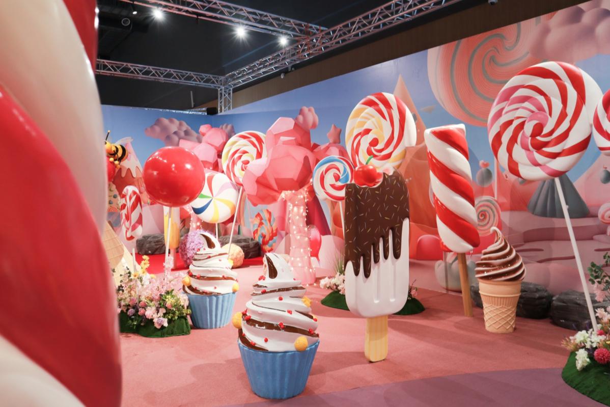 Candyland Carnival in Tropicana Gardens Mall